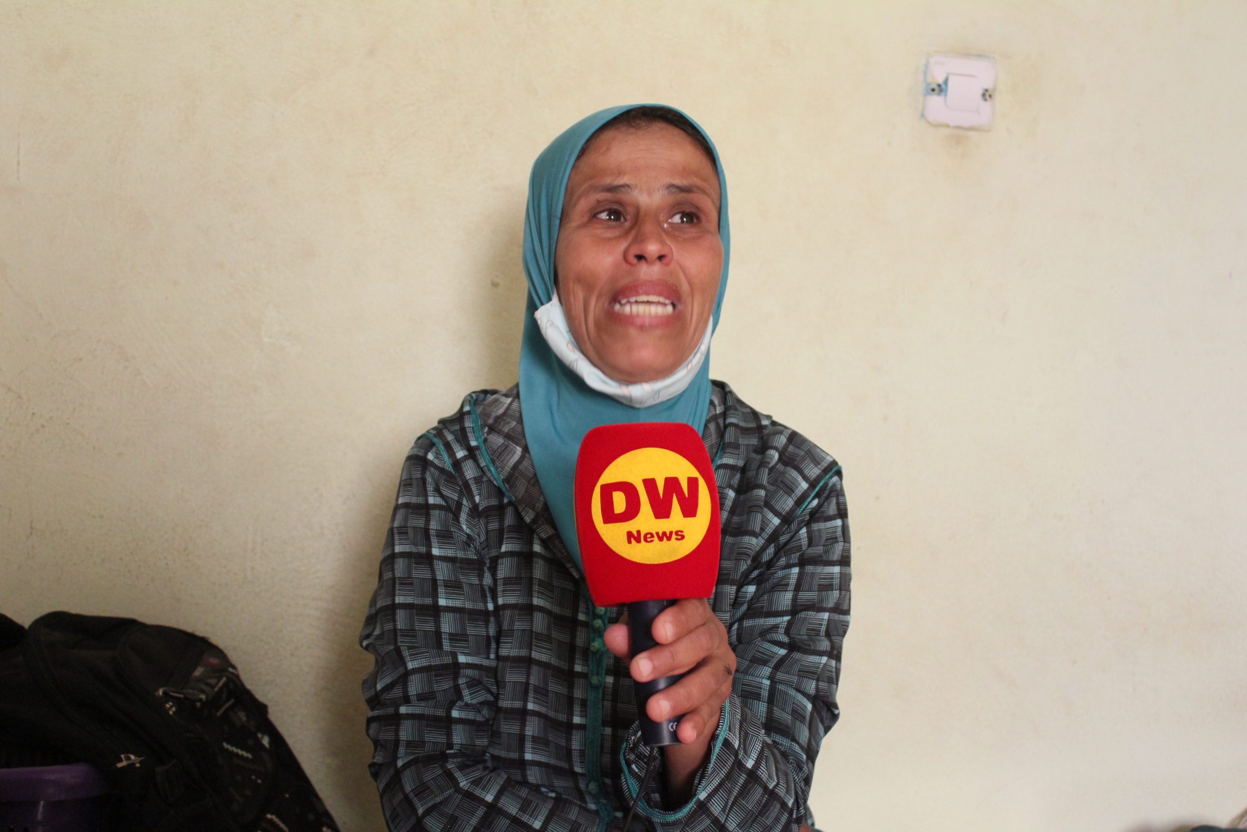 عائلة دمو ببئر الجير.. 20 سنة في الظلام وبدون ماء في مسكن متهالك - EDDIWAN