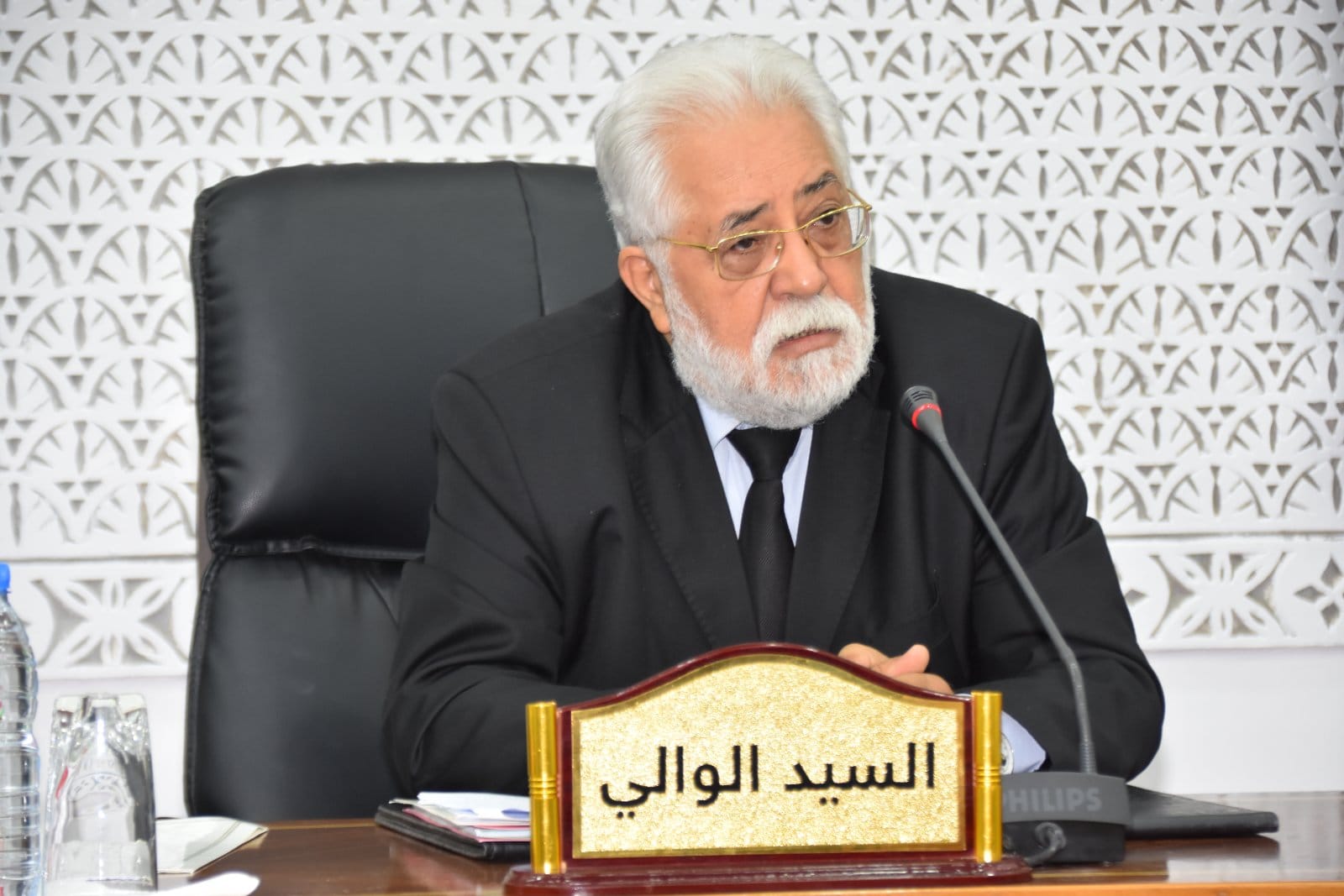 معسكر: روابحي يدعو إلى الاحترام الصارم لقانون الصفقات العمومية من طرف رؤساء البلديات - EDDIWAN