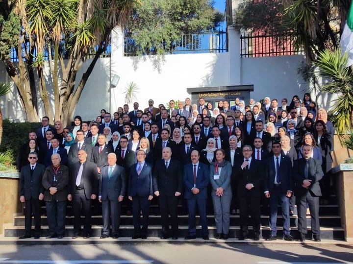 الوزير الأول يشرف على تخرج الدفعة الـ51 للمدرسة الوطنية للإدارة - EDDIWAN