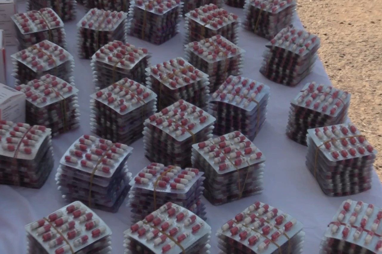 تندوف: الإطاحة بشخص وحجز 28500 قرص مهلوس - EDDIWAN