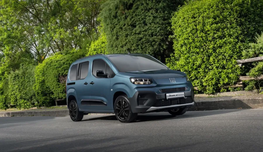 سعر يبدأ من 3.349.000 دج .. "فيات" تطلق طراز “دوبلو بانوراما” الجديد في الجزائر.. - EDDIWAN